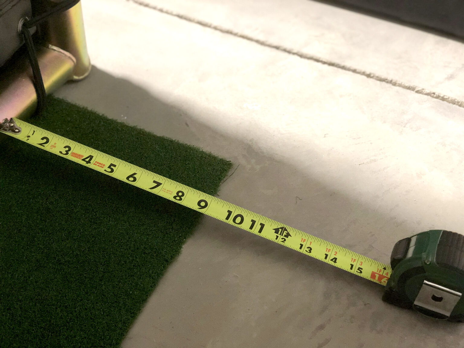 How to Select the Best Golf Screen Size - Carl's Place